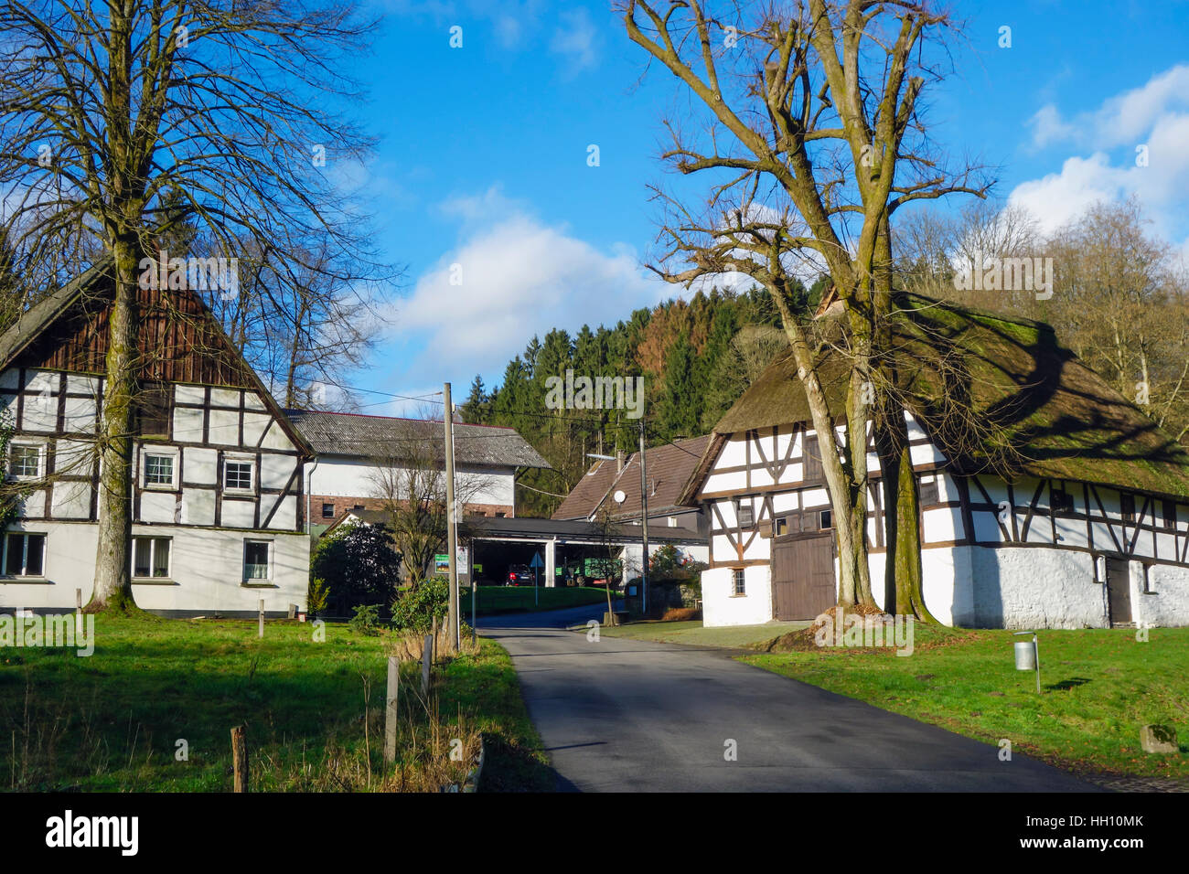 Deutsches dorf -Fotos und -Bildmaterial in hoher Auflösung – Alamy