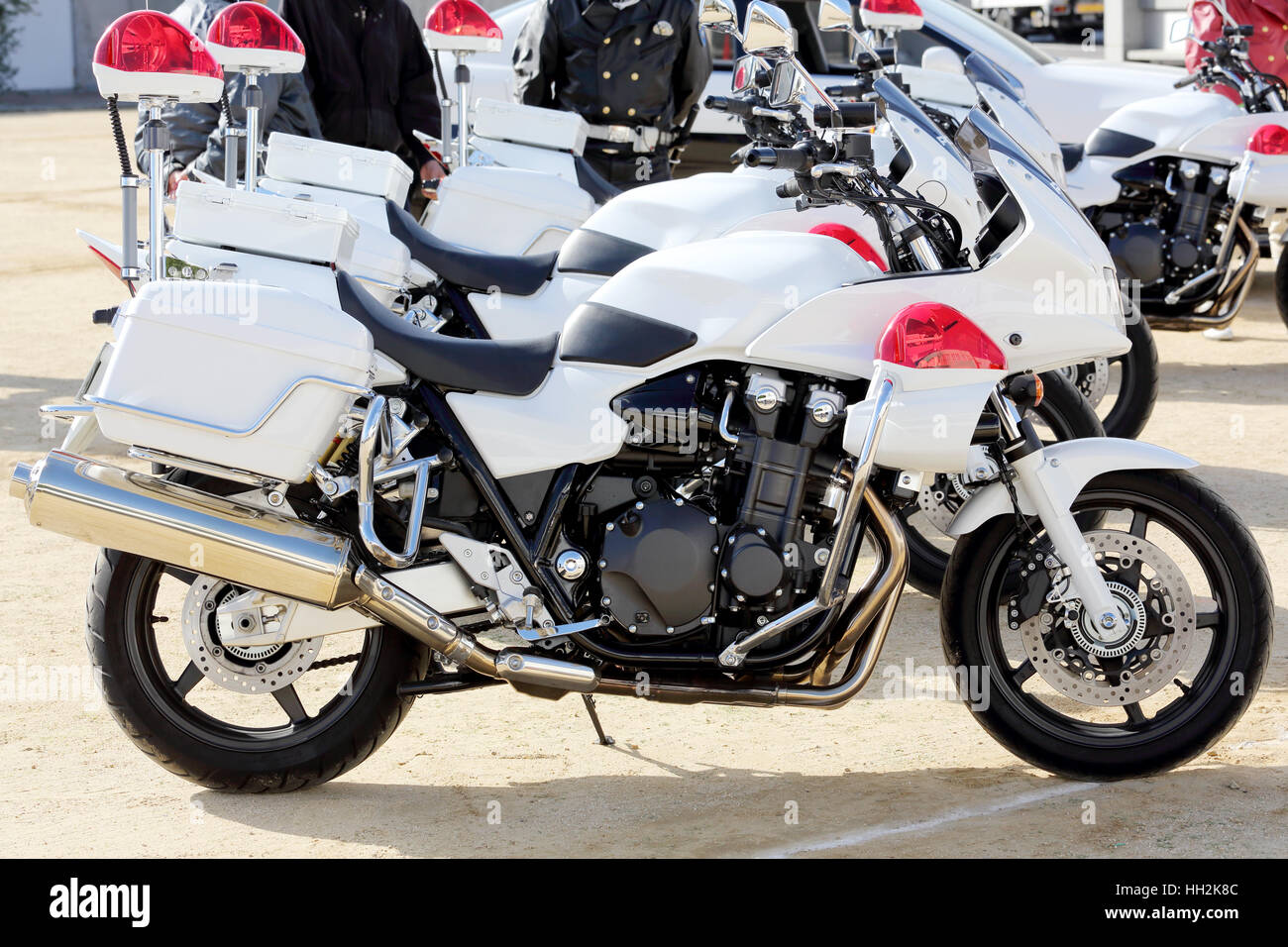 Polizei uniform motorrad -Fotos und -Bildmaterial in hoher Auflösung ...
