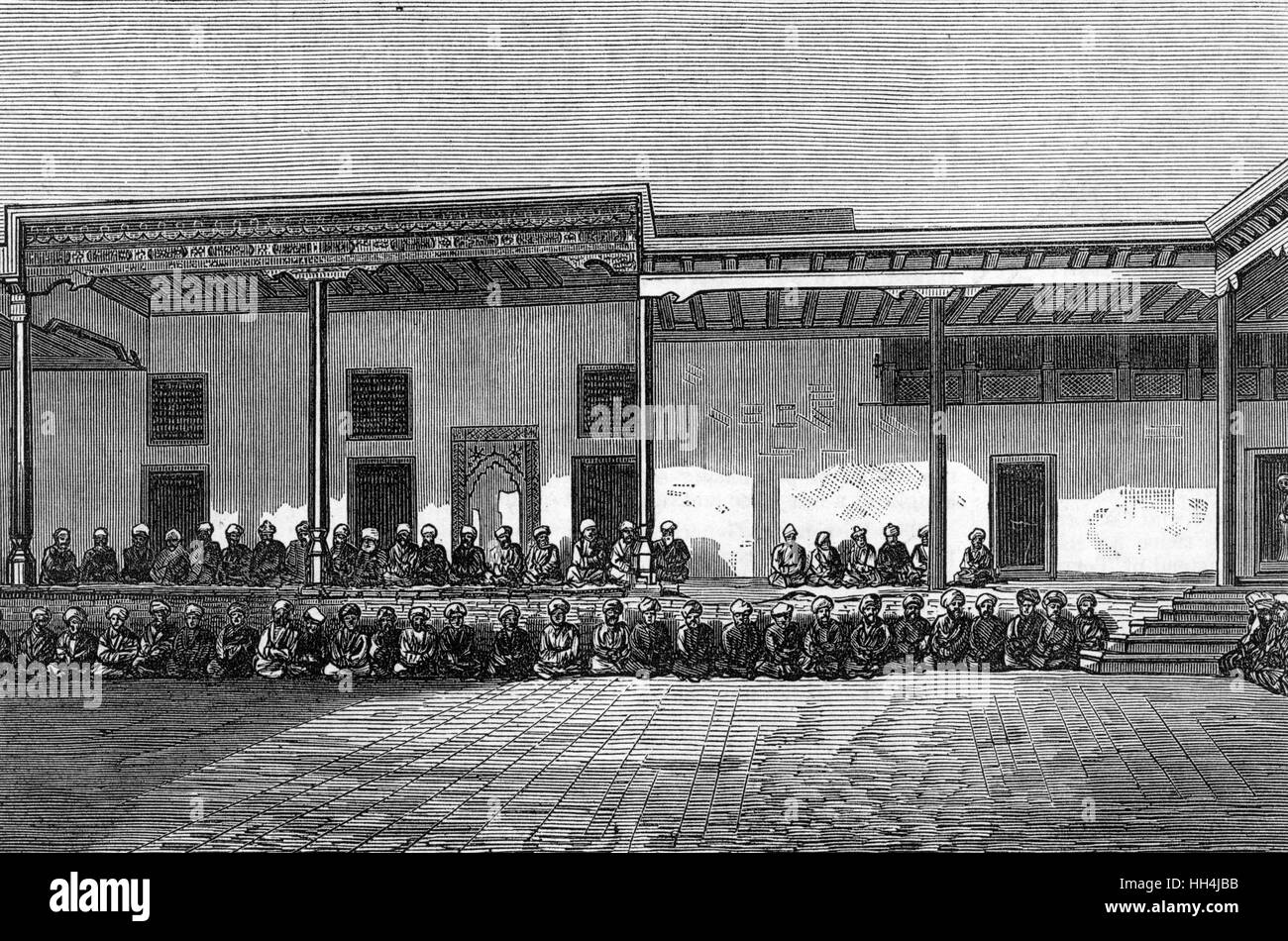 Die Veranda des Hall des Publikums, Yarkund, Turkestan, mit Freiern ...