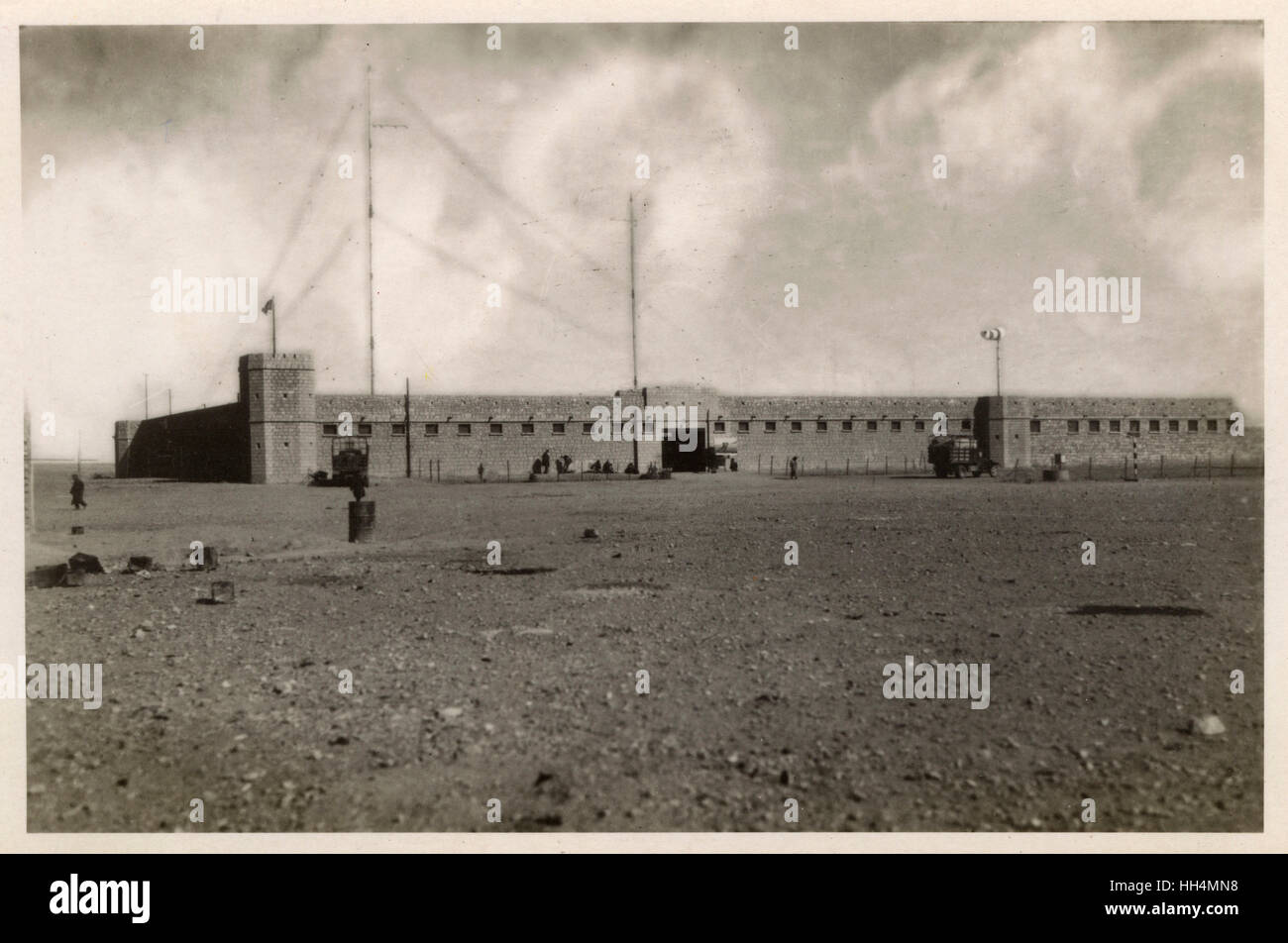 Fort rutbah brunnen -Fotos und -Bildmaterial in hoher Auflösung – Alamy