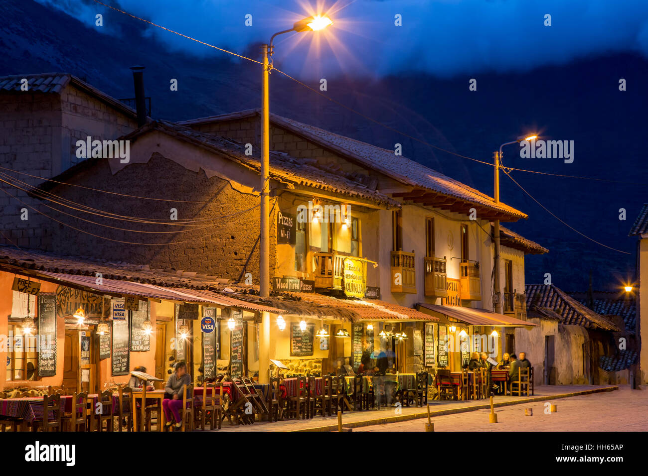 Urubamba restaurants -Fotos und -Bildmaterial in hoher Auflösung – Alamy