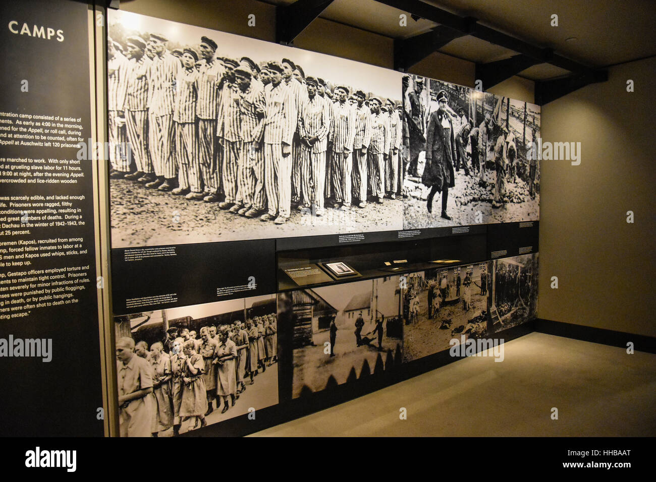 Washington DC, USA - Innenansicht des Holocaust Memorial Museums. Echte ...