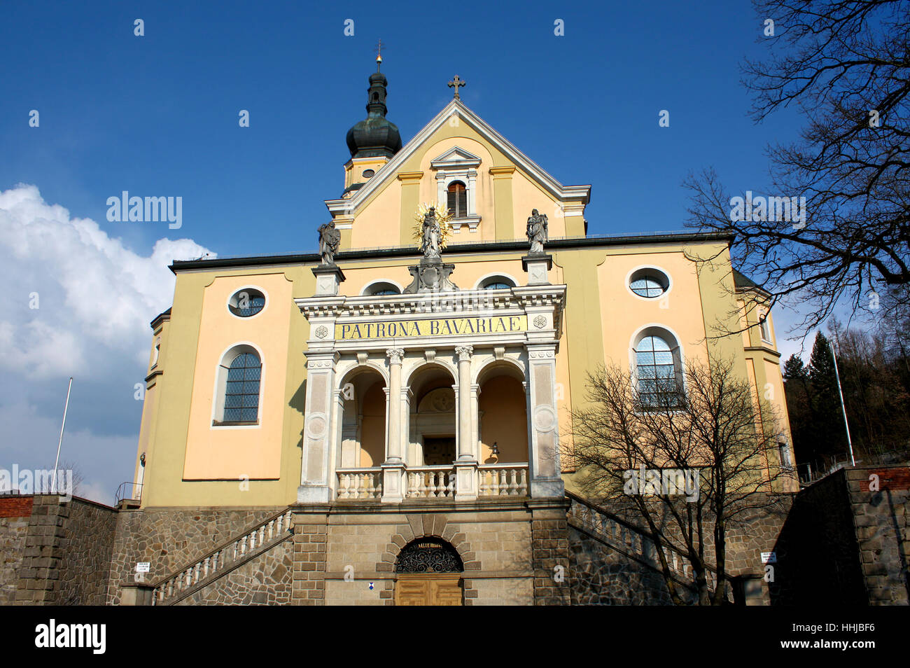 Mariä himmelfahrt kirche -Fotos und -Bildmaterial in hoher Auflösung – Alamy