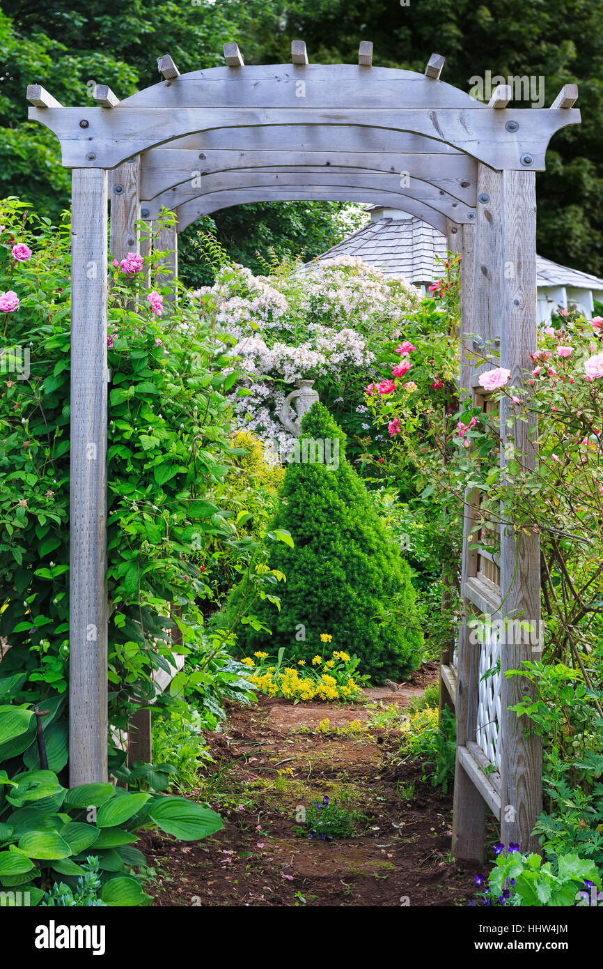 Rose Arbor Stockfotos und -bilder Kaufen - Alamy