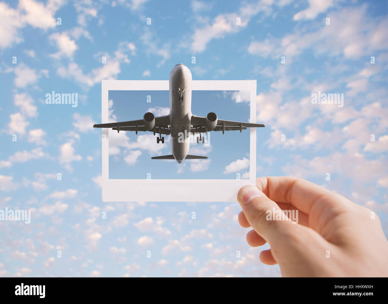 Flying out -Fotos und -Bildmaterial in hoher Auflösung – Alamy