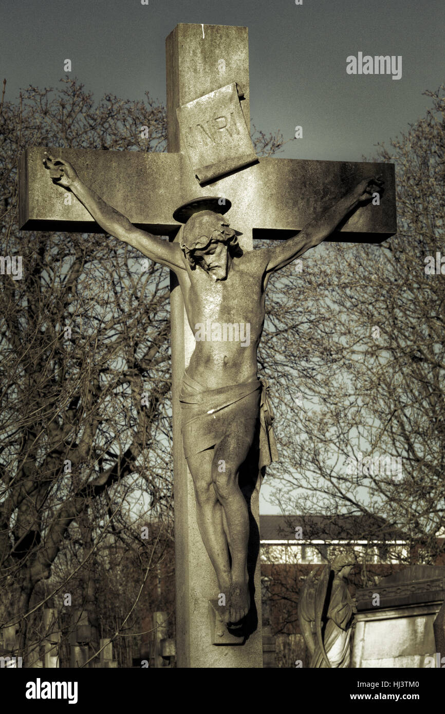 Die kreuzigung von jesus christus am kreuz des grabes -Fotos und -Bildmaterial in hoher ...