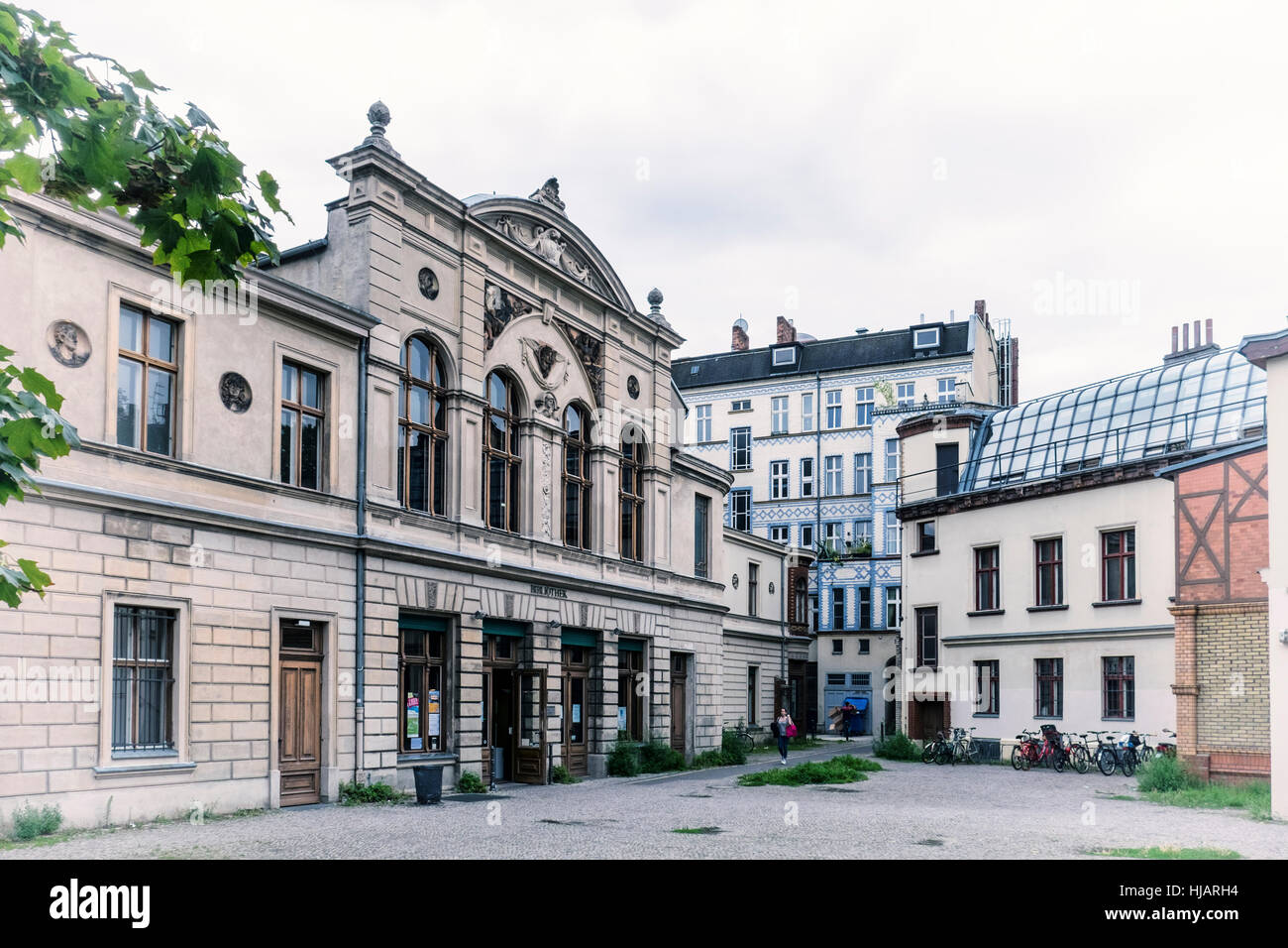 Bibliothek am luisenbad -Fotos und -Bildmaterial in hoher Auflösung – Alamy