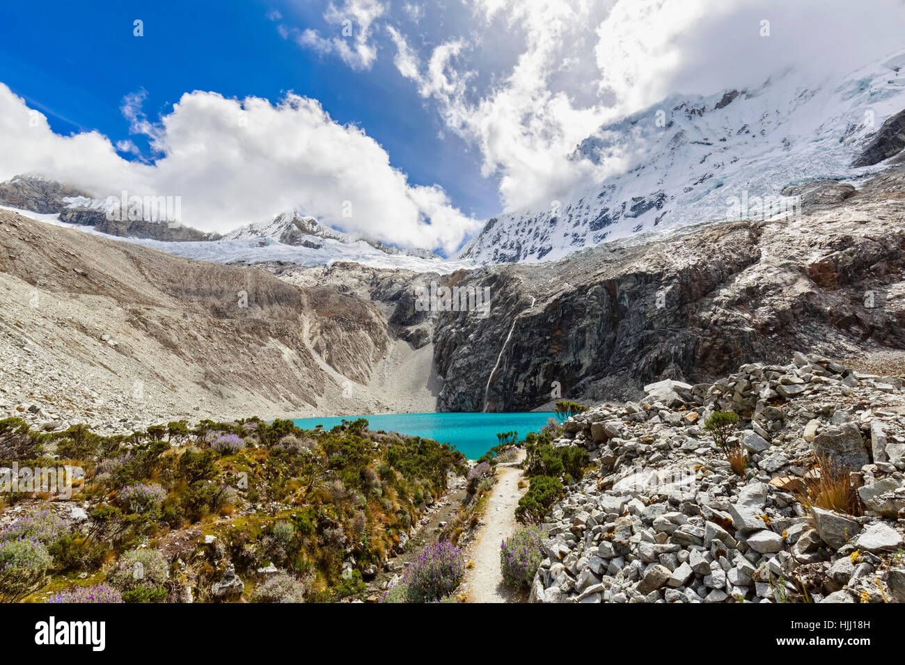 Peru, Anden, Cordillera Blanca, Huascaran National Park, Laguna 69 und ...