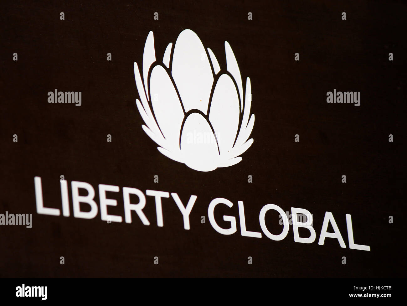 Liberty globales logo -Fotos und -Bildmaterial in hoher Auflösung – Alamy