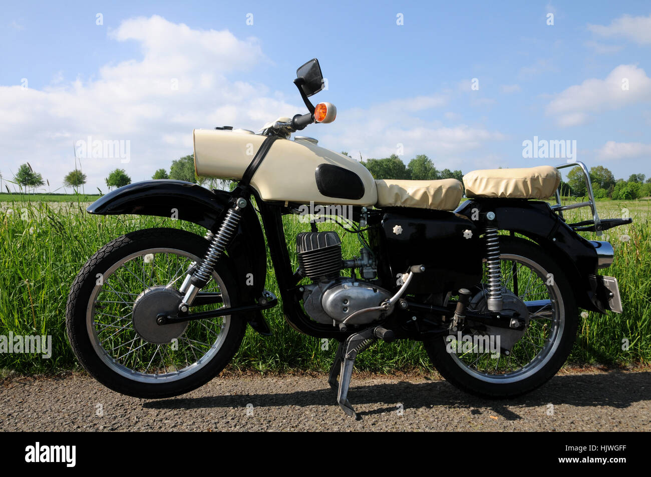 Mz motorrad -Fotos und -Bildmaterial in hoher Auflösung – Alamy