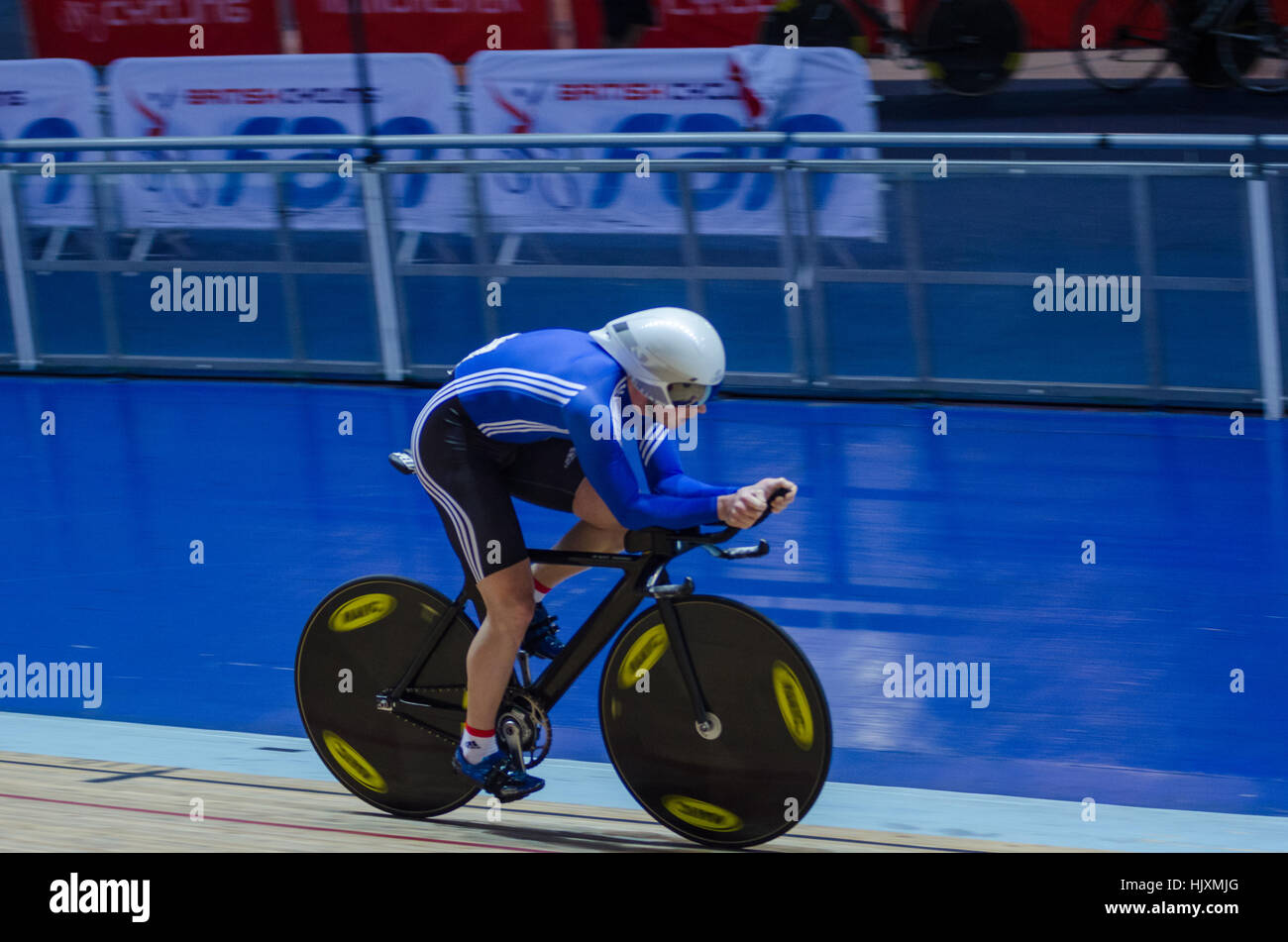 Jason Kenny Fahrten rund um den Manchester Velodrome bei den ...