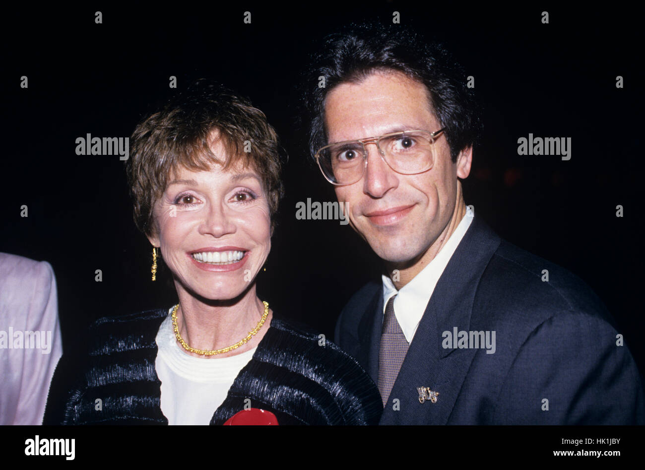 Mary tyler moore tv -Fotos und -Bildmaterial in hoher Auflösung – Alamy