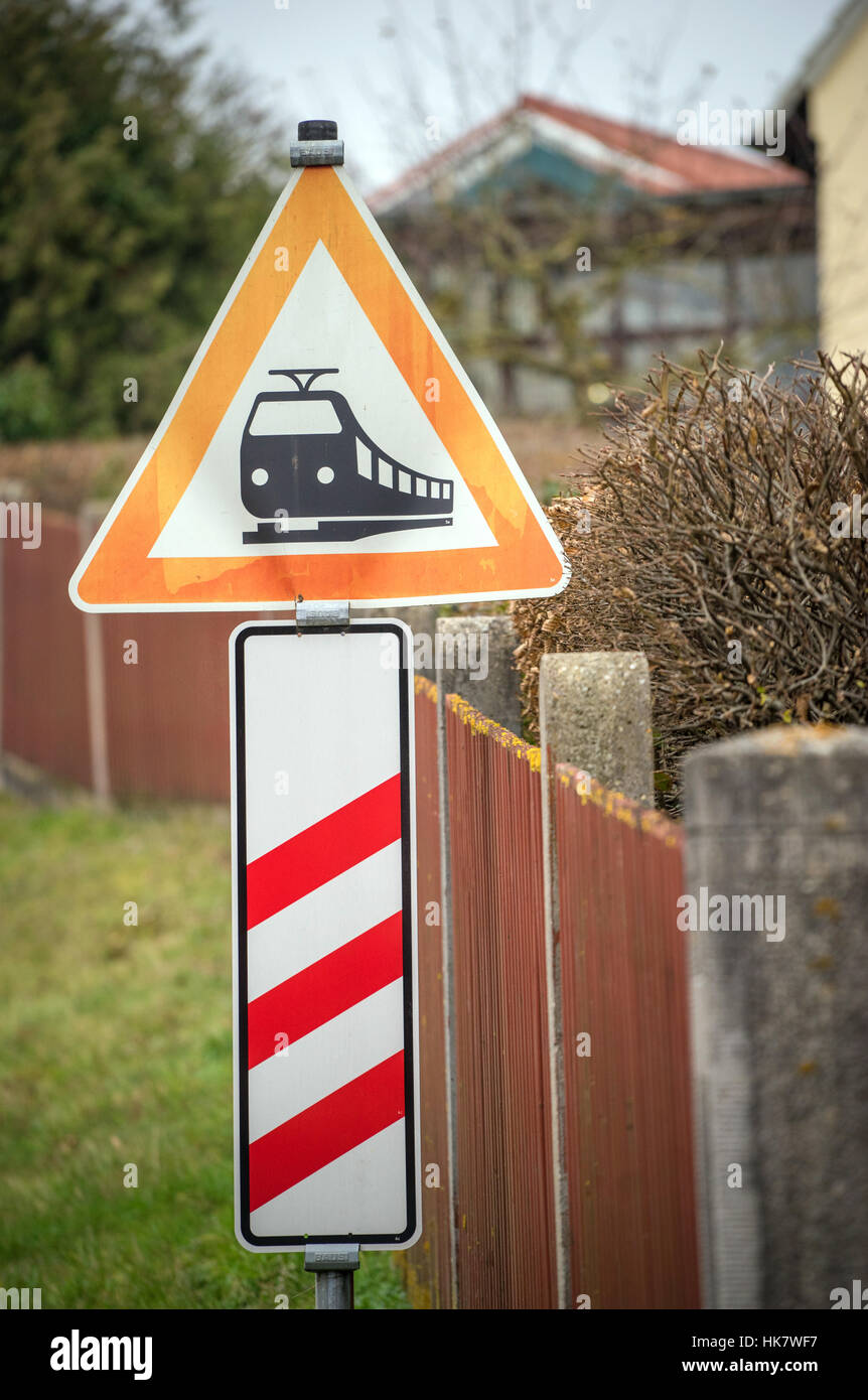 Deutsches warnschild -Fotos und -Bildmaterial in hoher Auflösung – Alamy
