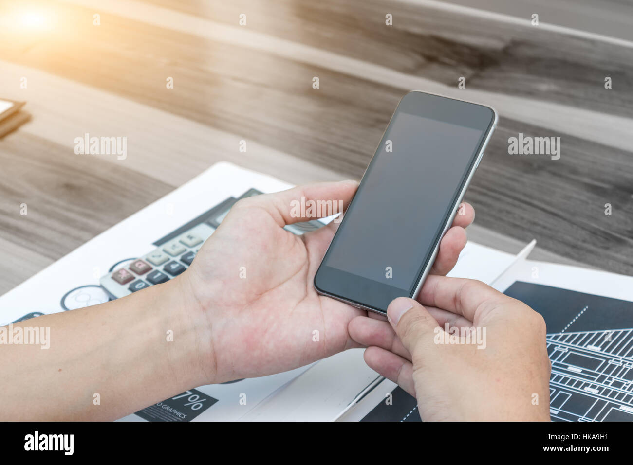 Anschluss Technik Geschäftskonzept, Großaufnahme eines Mannes mit ...