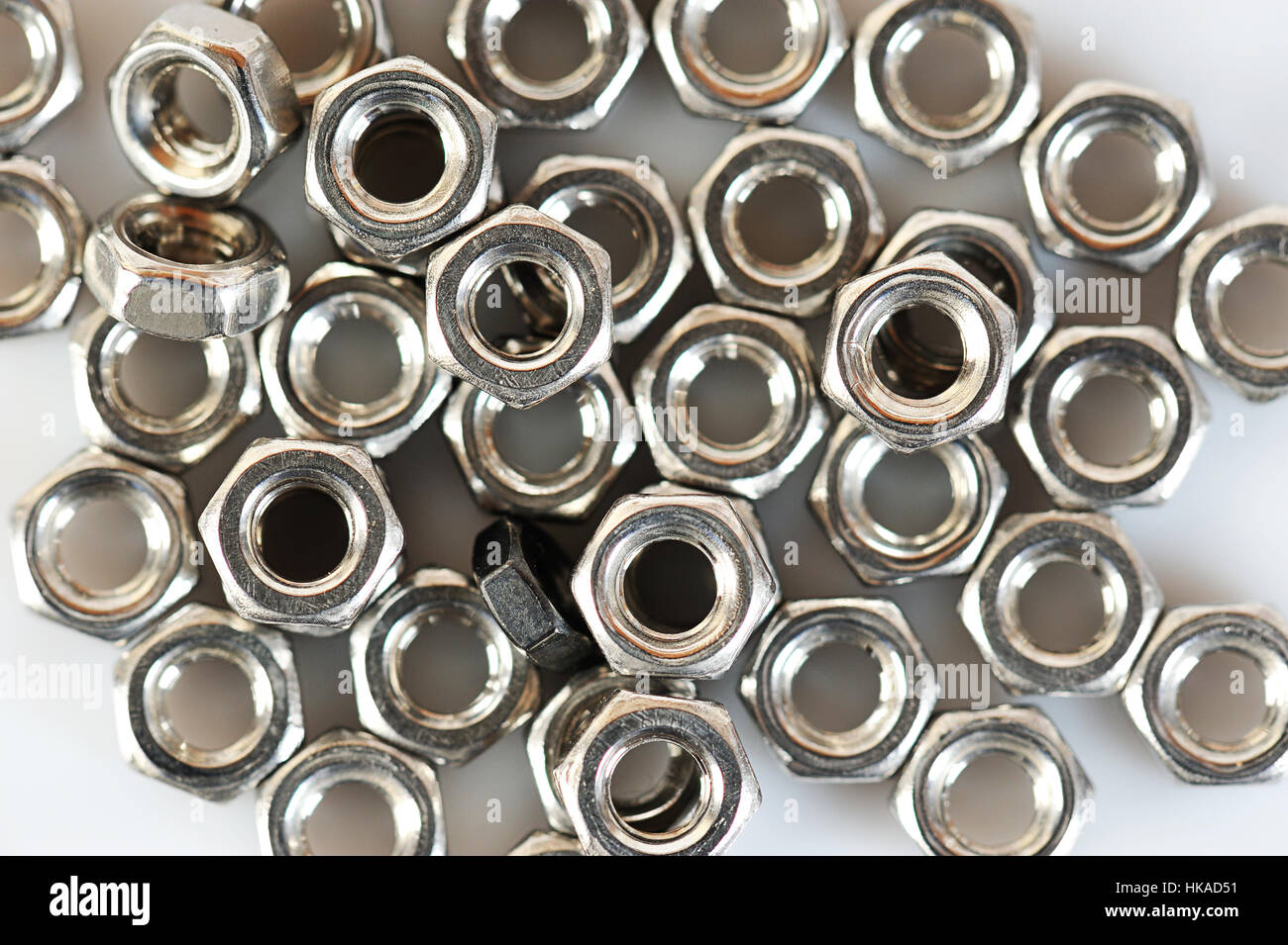 Muttern und bolzen aus metall -Fotos und -Bildmaterial in hoher ...