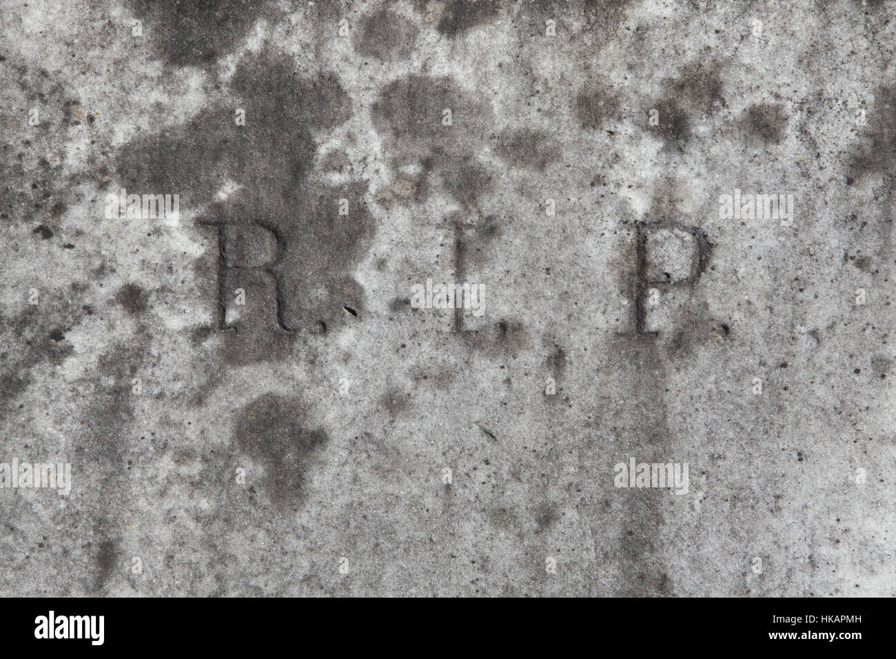 Tombstone white background rip -Fotos und -Bildmaterial in hoher ...