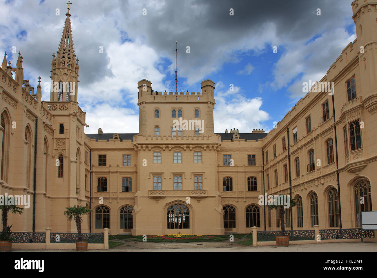 Schloss Lednice in Tschechien in Europa, UNESCO-Welterbe ...