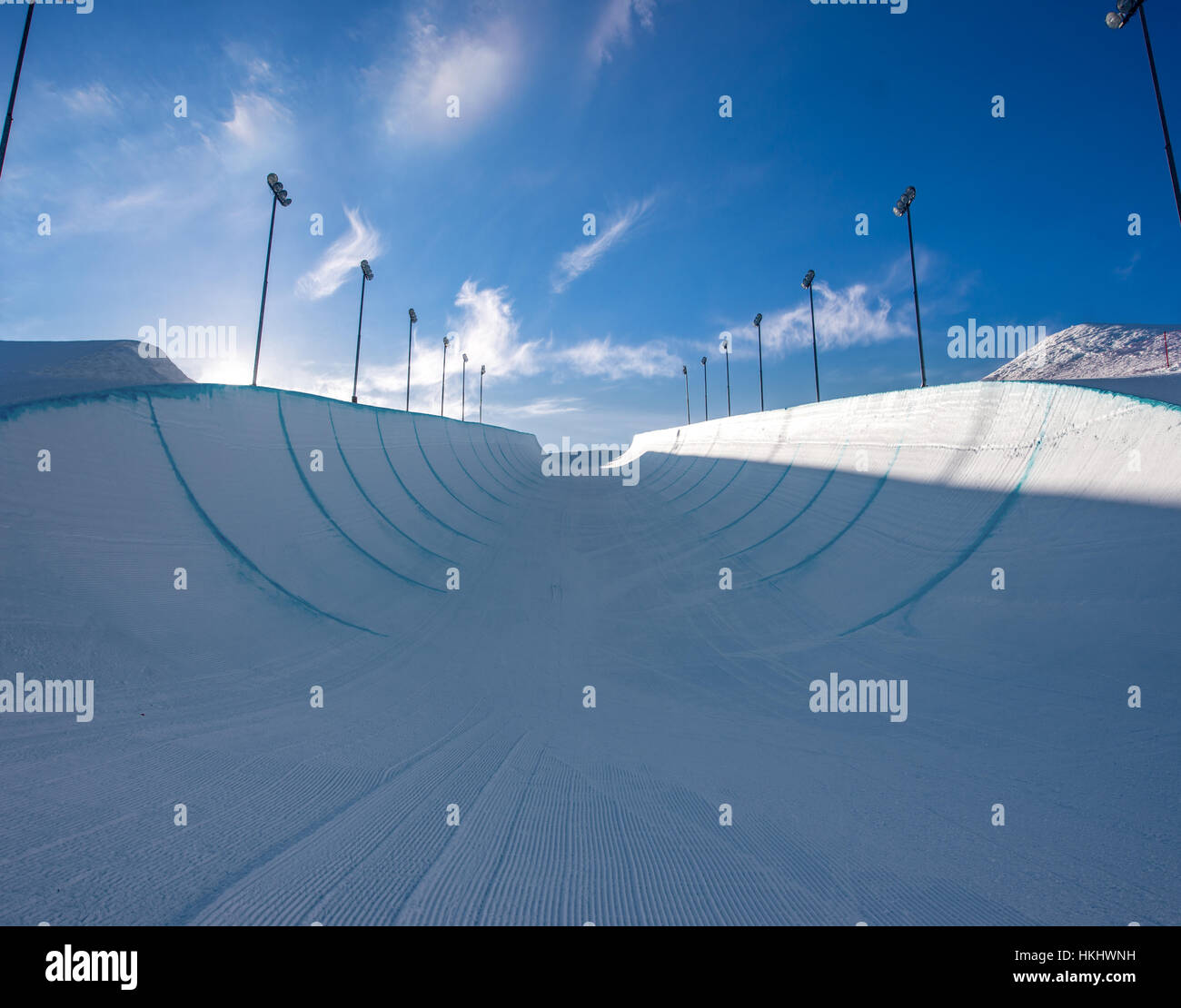 Halfpipe halfpipe -Fotos und -Bildmaterial in hoher Auflösung – Alamy