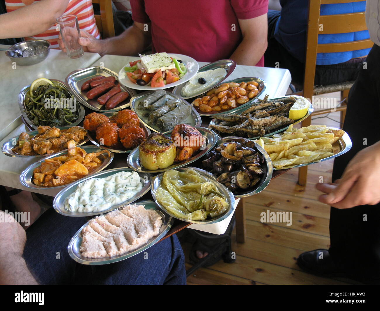Griechische platte -Fotos und -Bildmaterial in hoher Auflösung – Alamy
