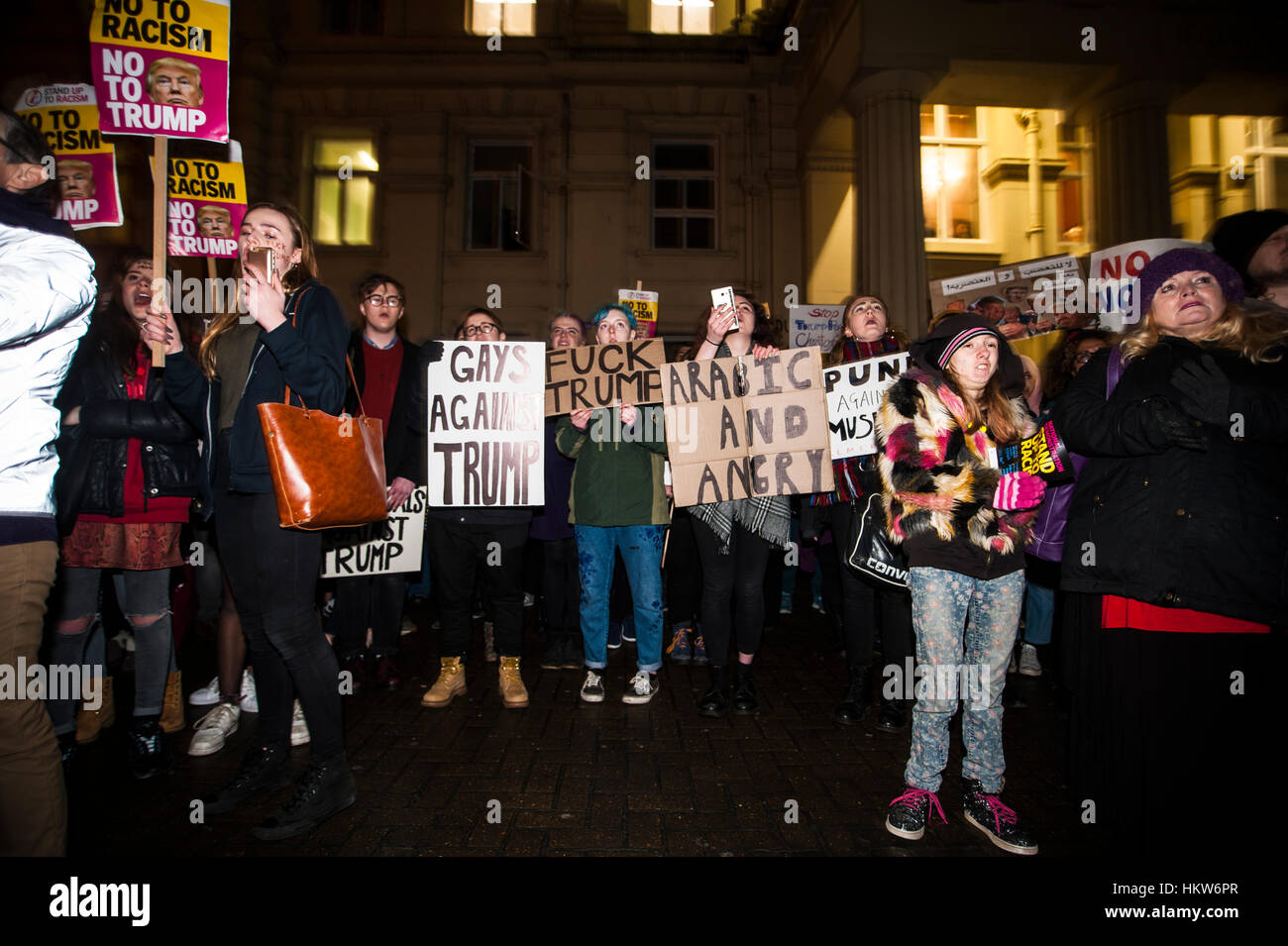 Brighton, UK, UK. 30. Januar 2017. Anti-Trump Demonstration in Brighton ...