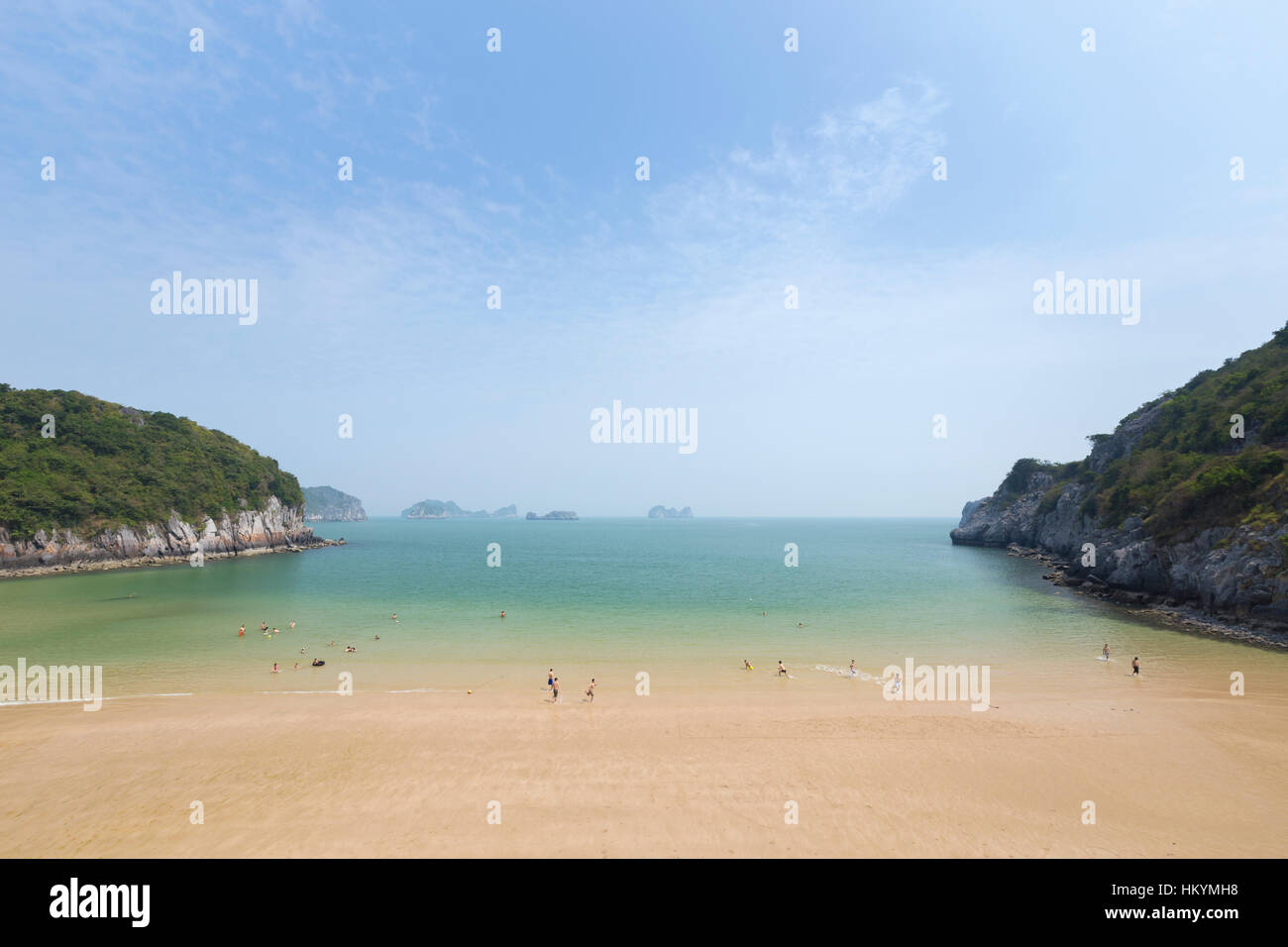 Cat ba island -Fotos und -Bildmaterial in hoher Auflösung – Alamy