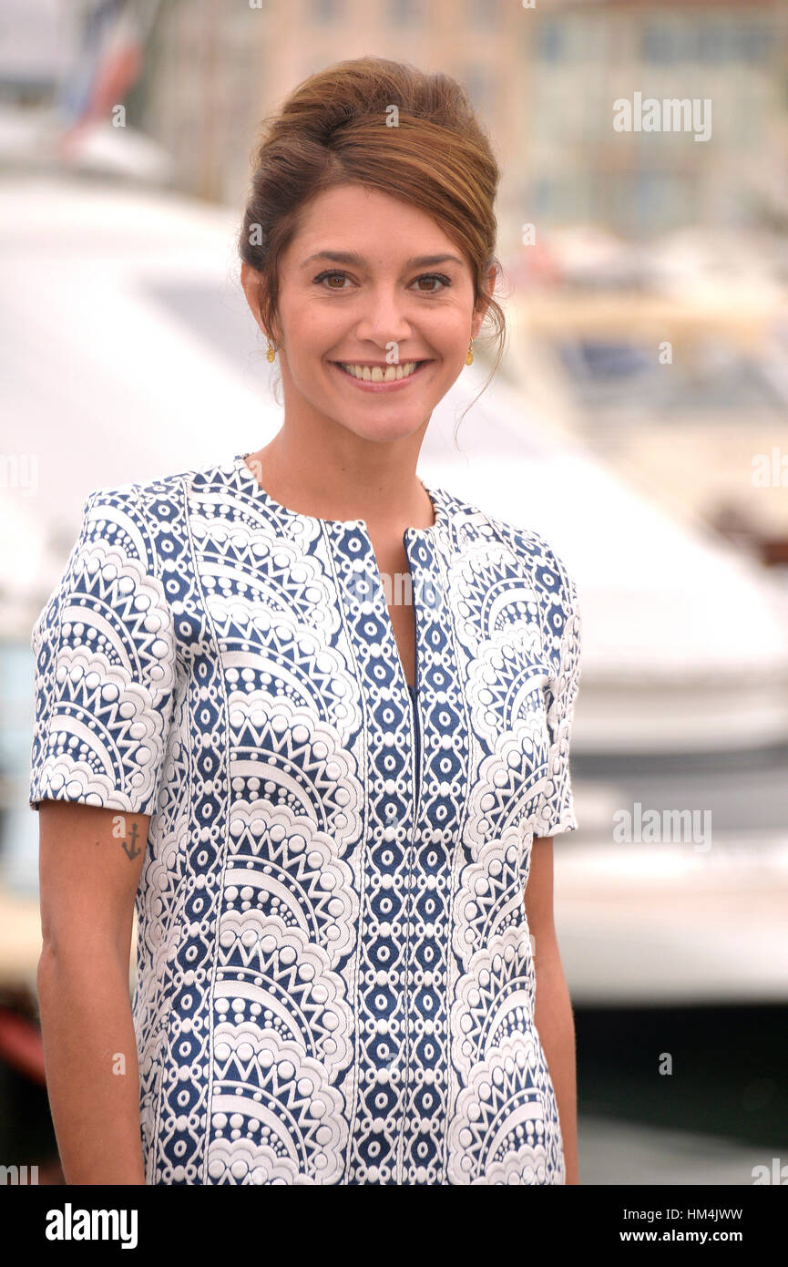 Emma de caunes cannes international -Fotos und -Bildmaterial in hoher ...