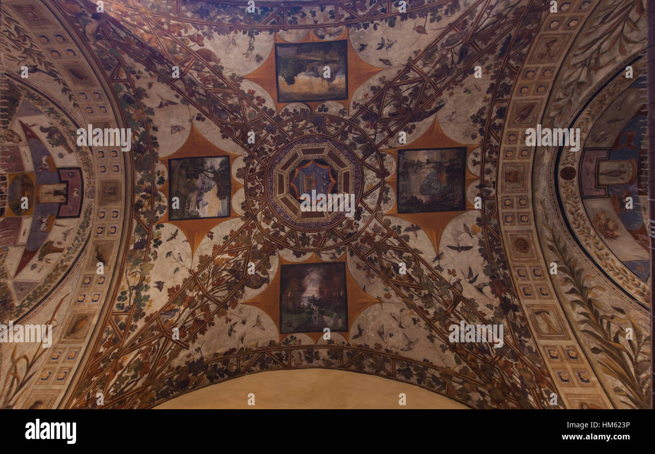 Palazzo chigi lucarini saracini -Fotos und -Bildmaterial in hoher ...