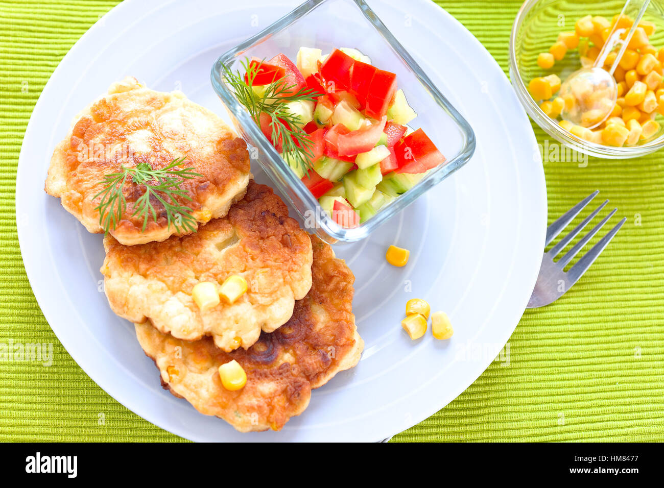 Corn cake -Fotos und -Bildmaterial in hoher Auflösung – Alamy