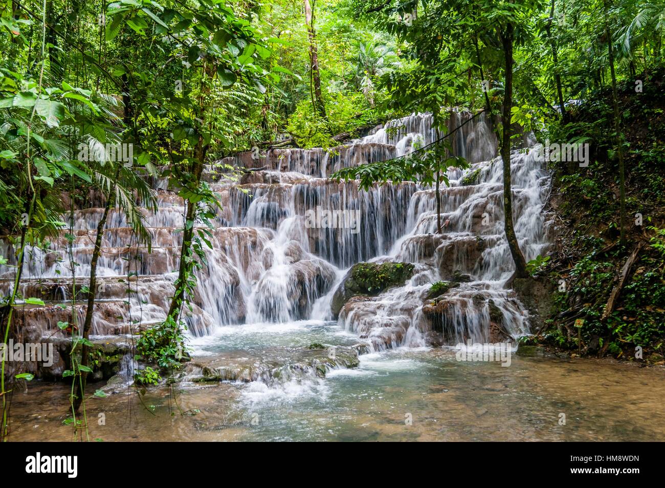 Die Königin Bad Wasserfall, Otulum Fluss, Palenque Maya ...