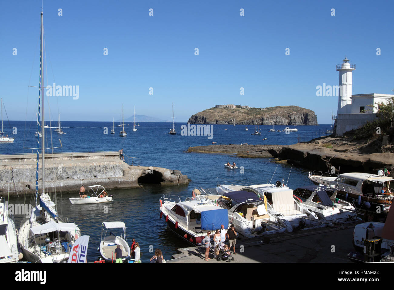 Santo insel -Fotos und -Bildmaterial in hoher Auflösung – Alamy