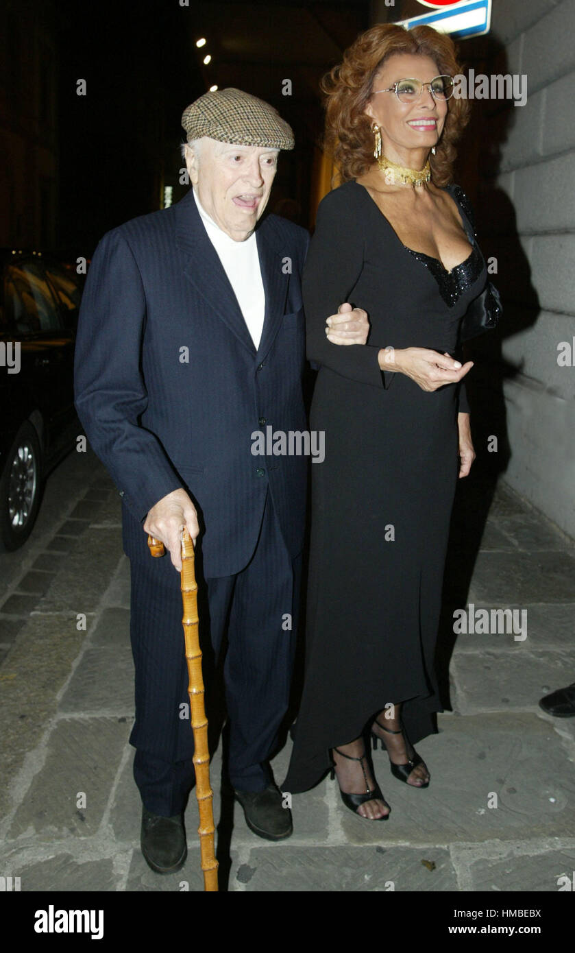 Sofia Loren e Carlo Ponti Stockfotografie - Alamy