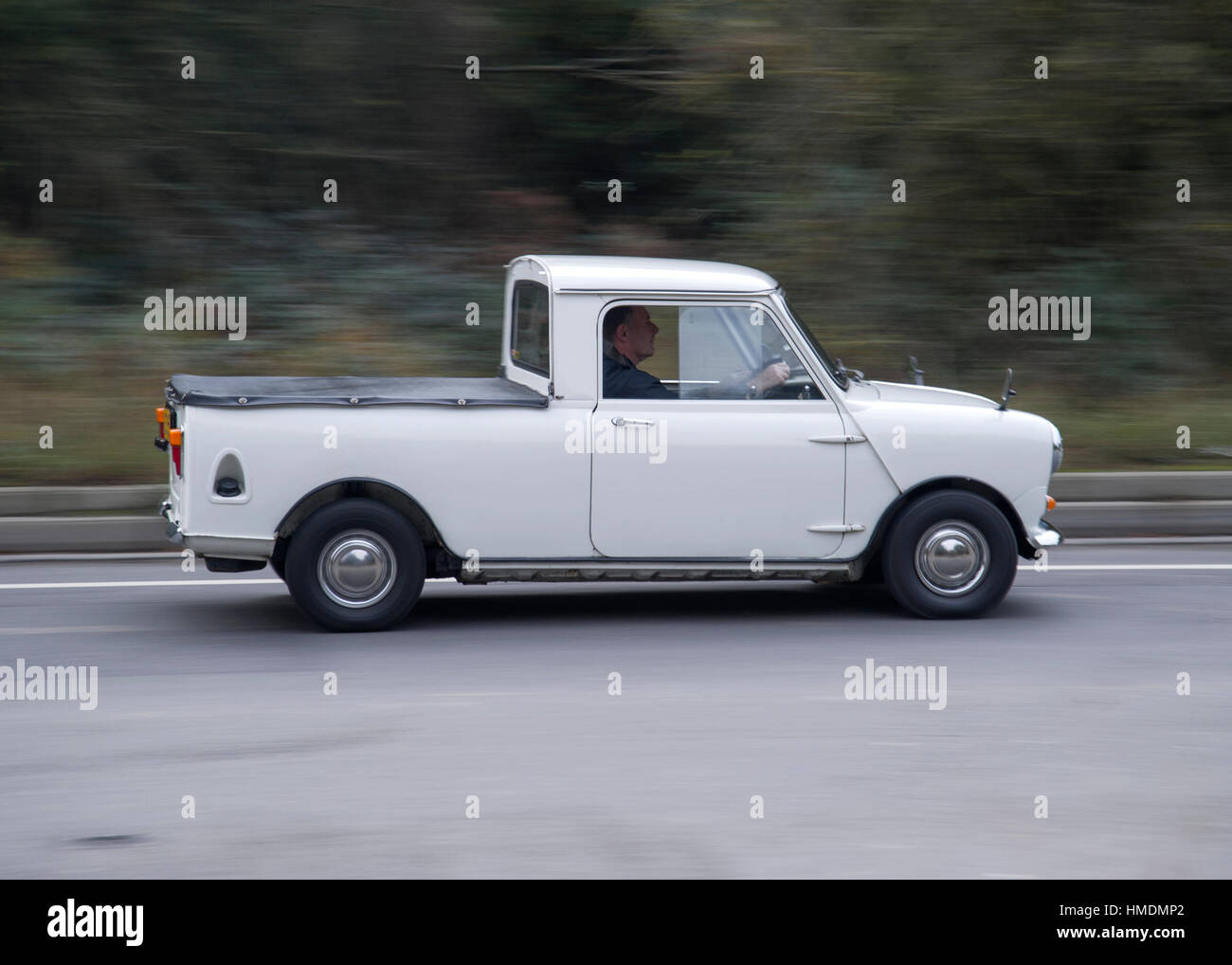 Austin mini pick up -Fotos und -Bildmaterial in hoher Auflösung – Alamy