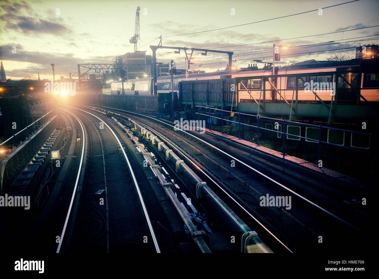 Vias zug -Fotos und -Bildmaterial in hoher Auflösung – Alamy