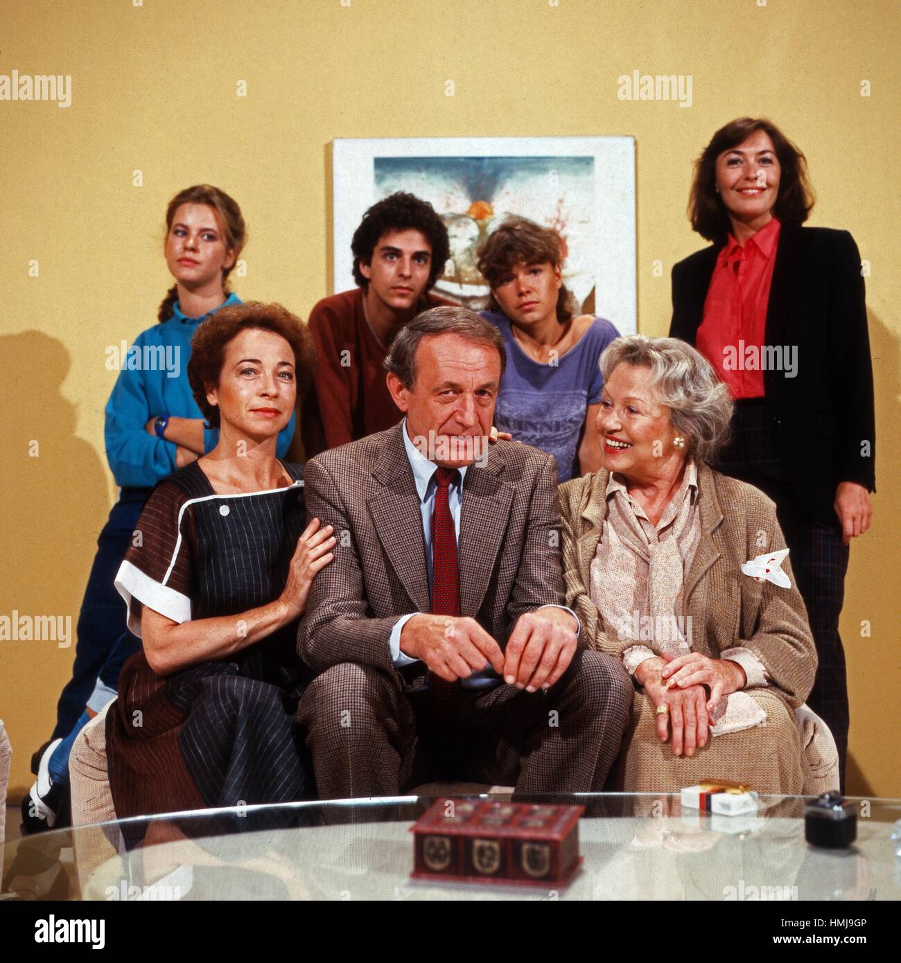 Gestern Bei Müllers, Fernsehserie, Deutschland 1983, Monia: Vorn ...