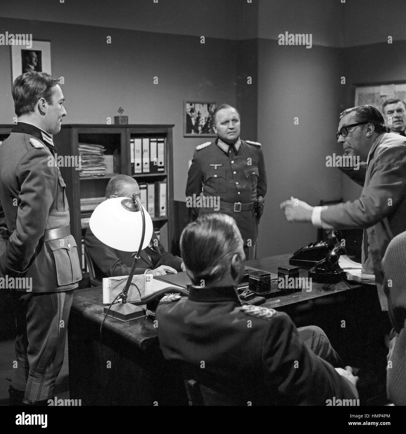 Stauffenberg uniform -Fotos und -Bildmaterial in hoher Auflösung – Alamy