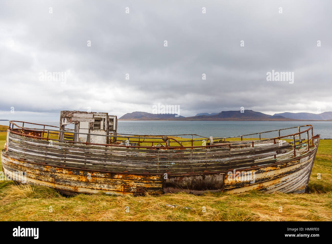 altes Boot in Island, Wikingerboot, Oldtimer Boot Stockfotografie - Alamy