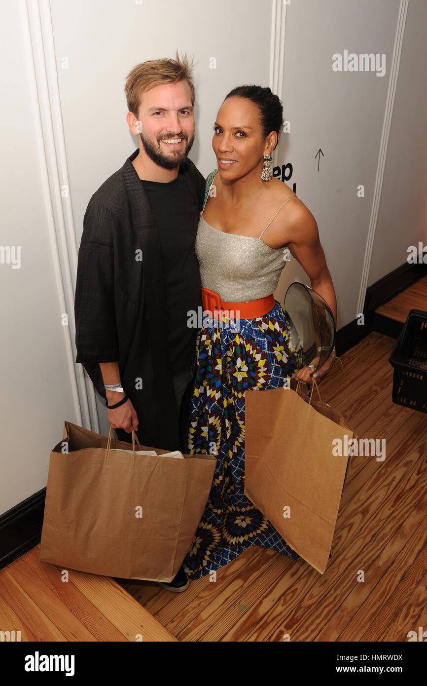 Miami, Florida, USA. 4. Februar 2017. Barbara Becker und ihr Freund ...