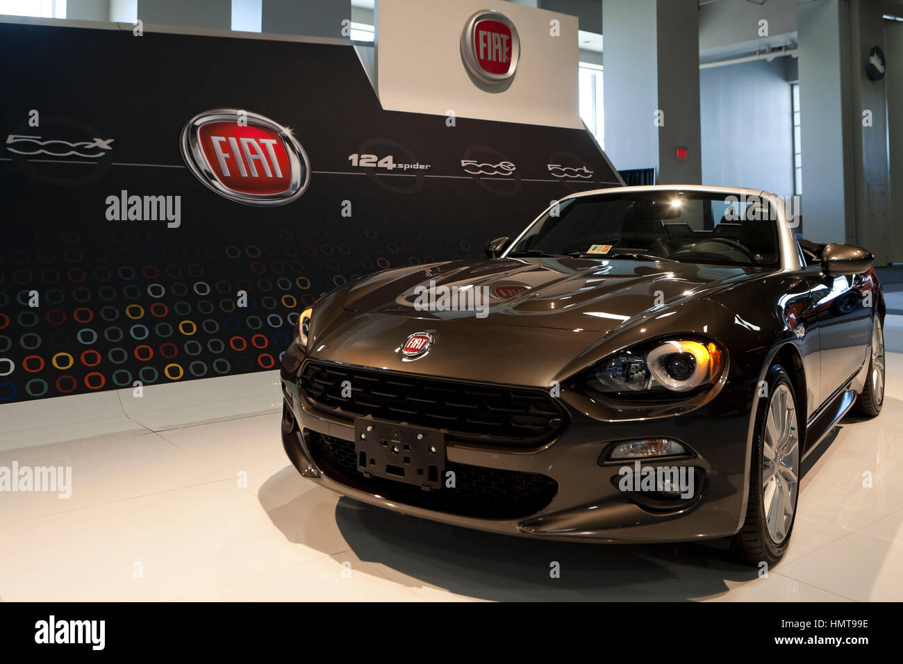 Fiat Spider Stockfotos und -bilder Kaufen - Alamy