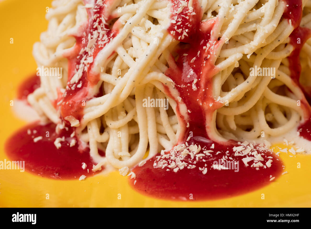 Spaghetti eis -Fotos und -Bildmaterial in hoher Auflösung – Alamy