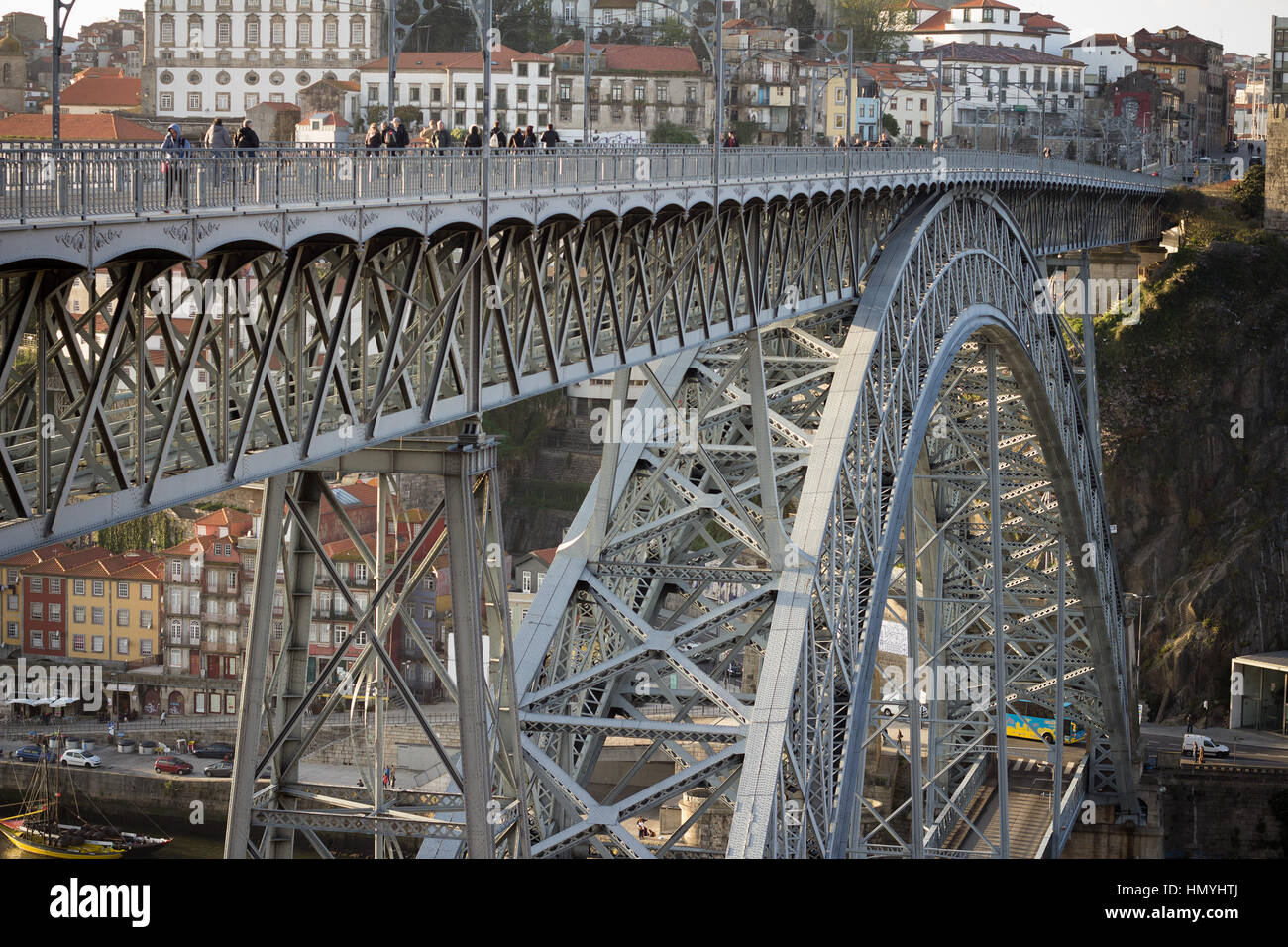 Brücke in porto -Fotos und -Bildmaterial in hoher Auflösung – Alamy