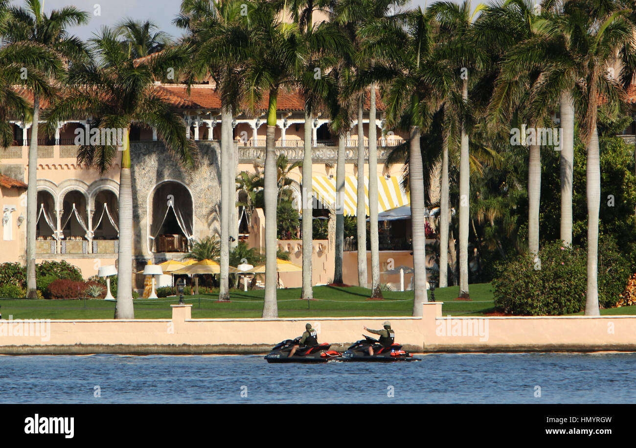 Polizei Wasser Scooter patrouillieren in den Intracoastal Waterway vor ...