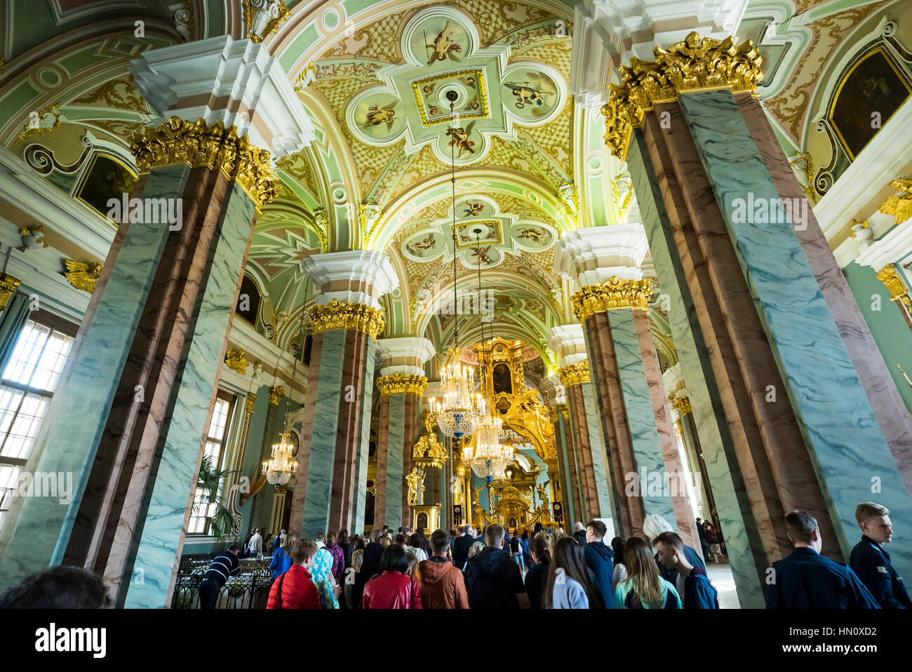 Interior cathedral st peter paul -Fotos und -Bildmaterial in hoher Auflösung – Alamy