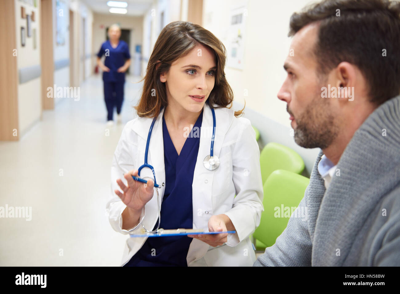 Diagnose patient -Fotos und -Bildmaterial in hoher Auflösung – Alamy