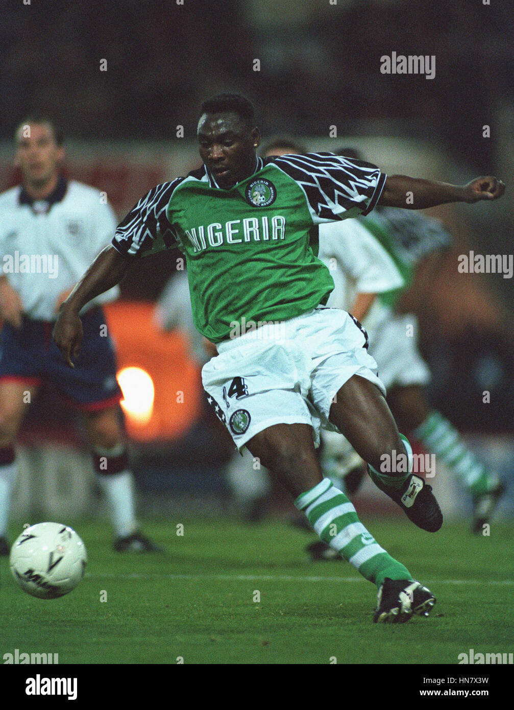 Daniel amokachi -Fotos und -Bildmaterial in hoher Auflösung – Alamy