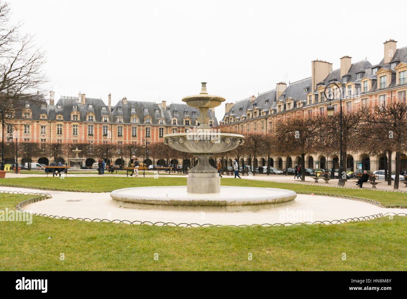 Marais district paris -Fotos und -Bildmaterial in hoher Auflösung – Alamy