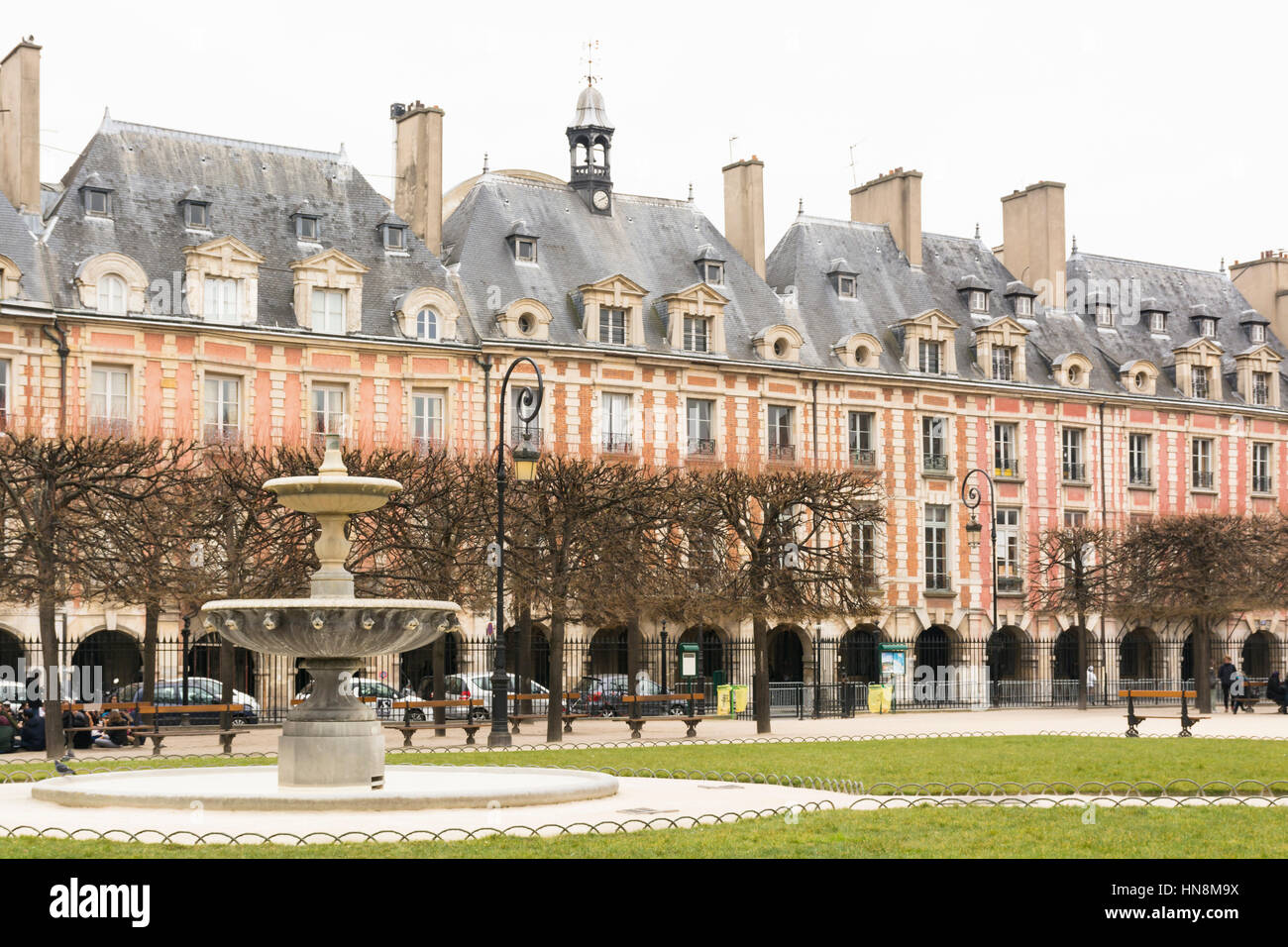 Le marais paris -Fotos und -Bildmaterial in hoher Auflösung – Alamy