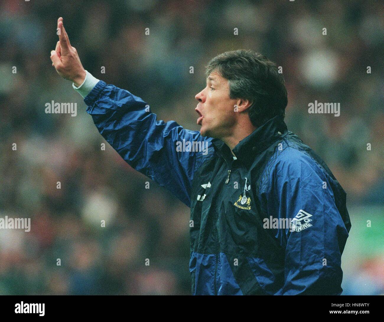 Steve Perryman Stockfotos und -bilder Kaufen - Alamy
