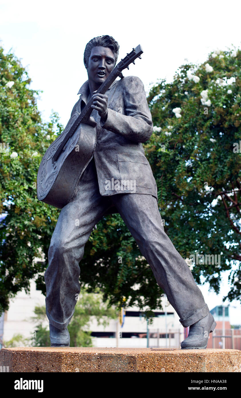 Elvis Statue Memphis Stockfotos und -bilder Kaufen - Alamy