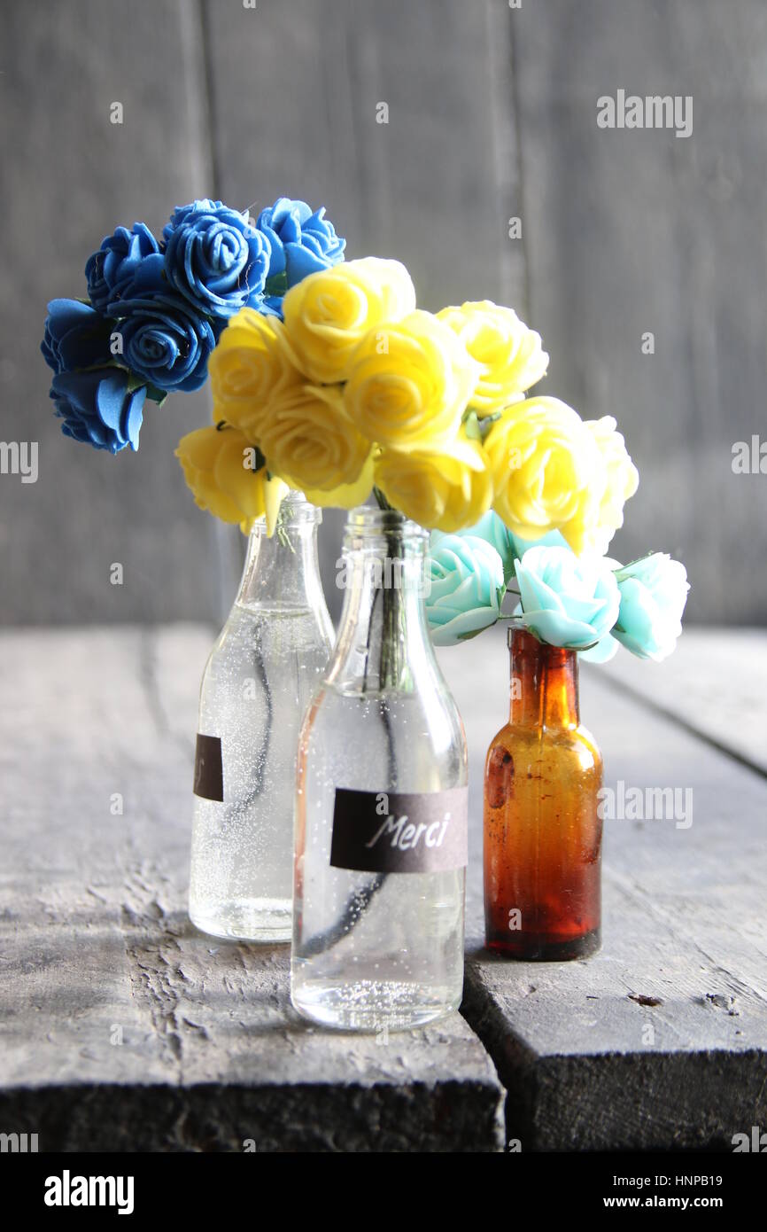 Merci card with flowers -Fotos und -Bildmaterial in hoher Auflösung – Alamy