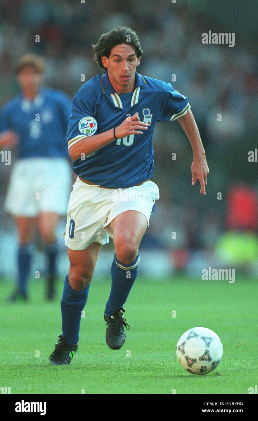 DEMETRIO ALBERTINI Italien & AC MILAN-FC 17. Juni 1996 Stockfotografie ...